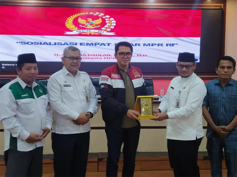 DPR RI Sosialisasikan Empat Pilar Kebangsaan Kepada Warga LDII - Lembaga Dakwah Islam Indonesia