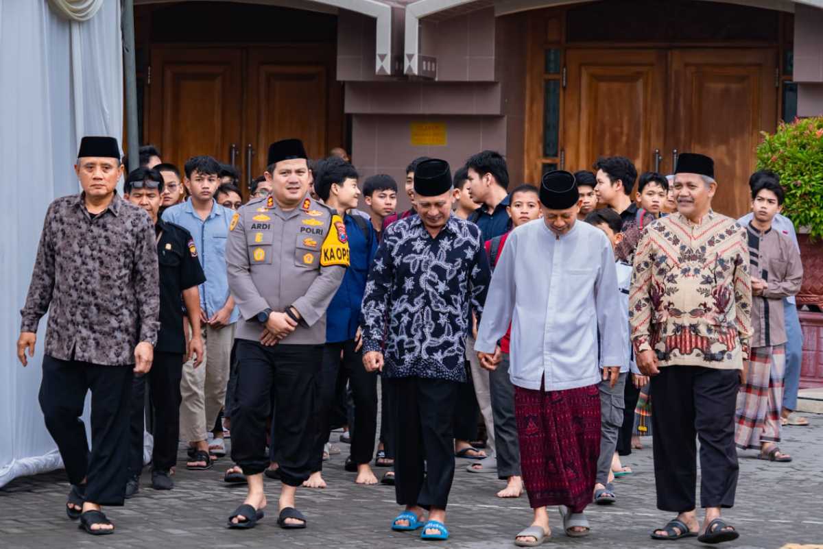 Kapolres Jombang yang Baru Kunjungi Ponpes Gadingmangu - Lembaga Dakwah ...