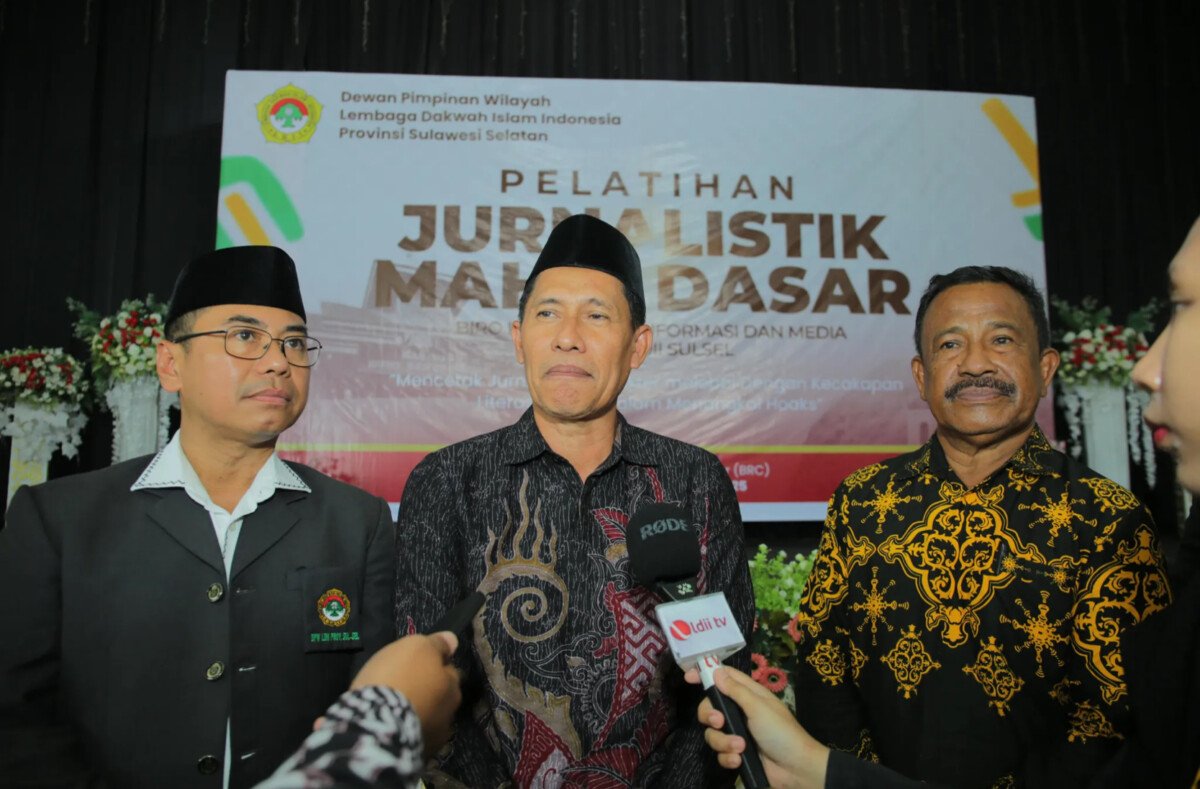 Buka Pelatihan Jurnalistik LDII Sulsel, Asisten I Kabupaten Luwu Ajak ...