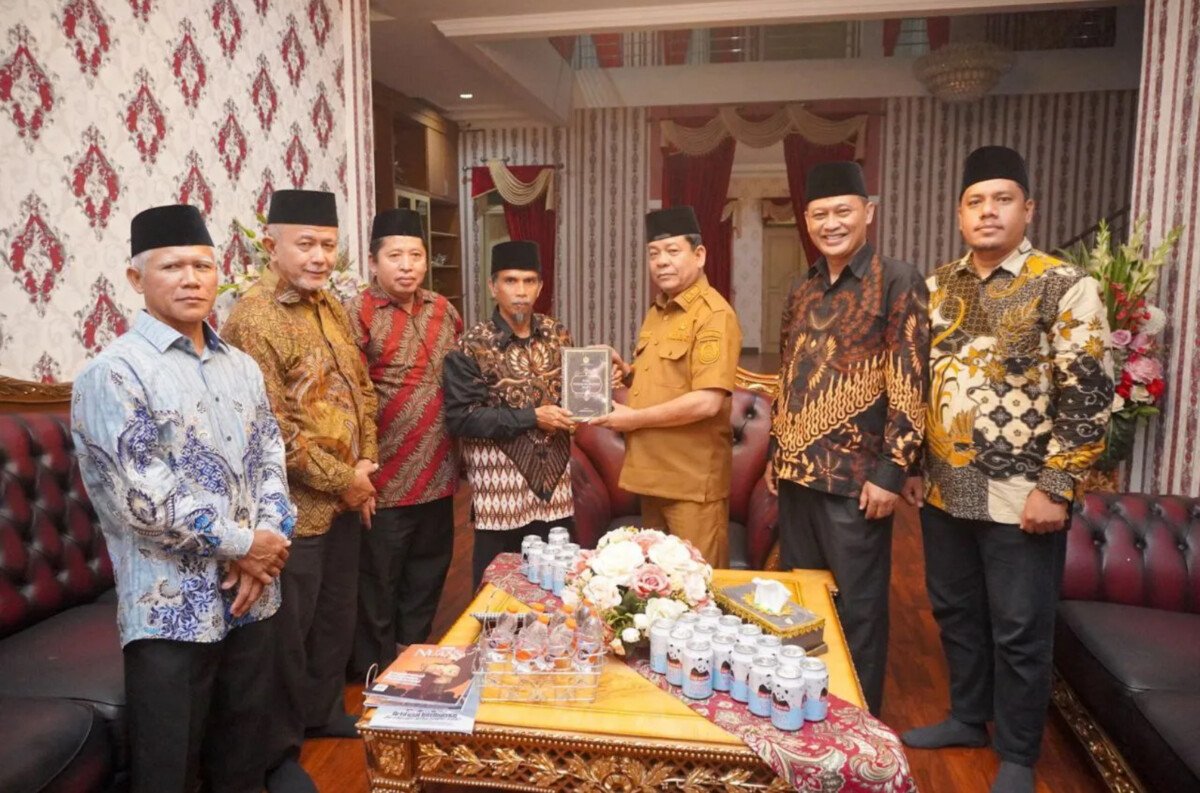 Dukung Program Pemerintah, LDII Audiensi dengan Wakil Bupati Rokan Hulu - Lembaga Dakwah Islam ...