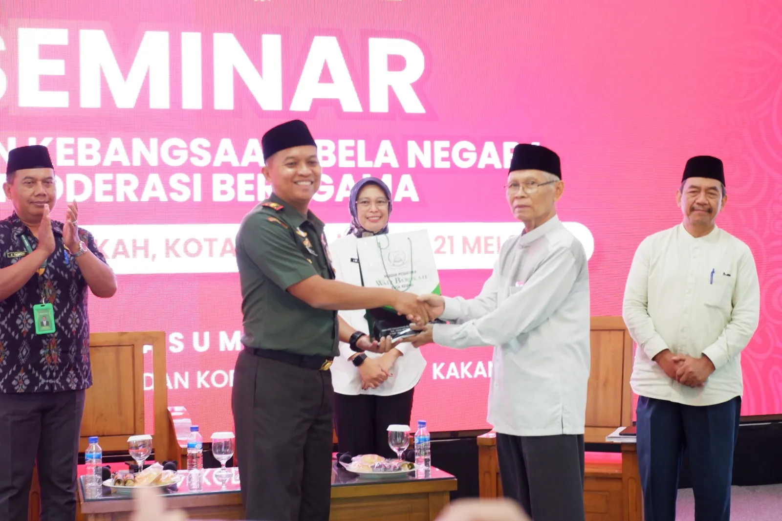 Peringati Hari Kebangkitan Nasional, Ponpes Wali Barokah Bekali Santri Wawasan Kebangsaan ...