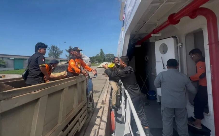 LDII Aceh dan Senkom Mitra Polri Bantu Bakamla Salurkan Bantuan Korban ...